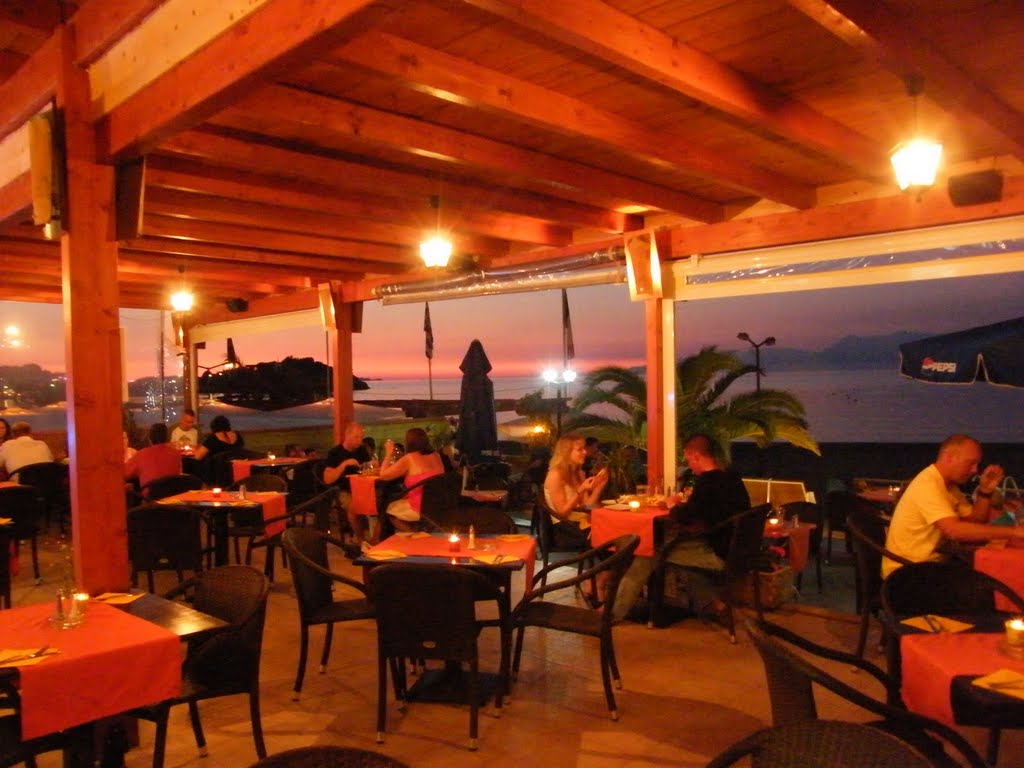 Sidari Restaurants: Food, Wine, Breakfast, Lunch, Dinner, Snacks ... Sidari Restaurants: Food, Wine, Breakfast, Lunch, Dinner, Snacks ...